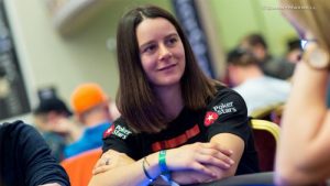 Zoe Gillings-Brier: PokerStars Snowboarding Star